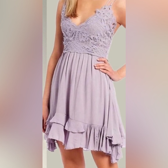 Chelsea & Violet | Dresses | Chelsea Violet Purple Pleated High Low ...